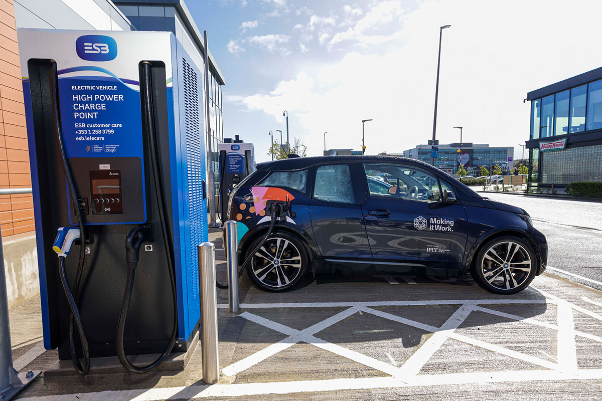 ESB teams up with Carrickmines Park to introduce cutting-edge charging ...